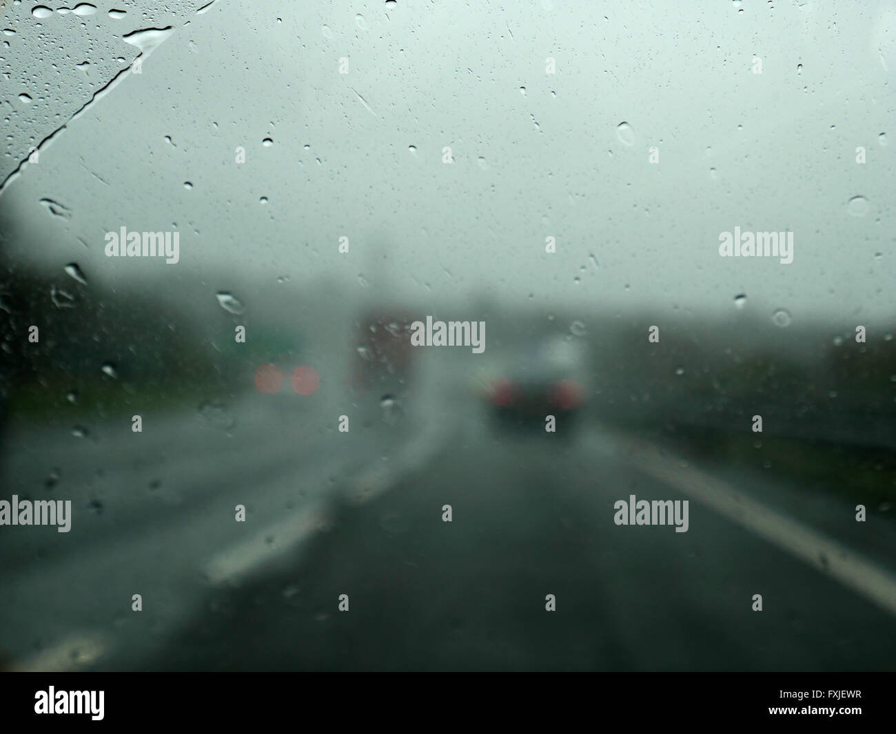 Visibility through windscreen in wet weather Stock Photo - Alamy