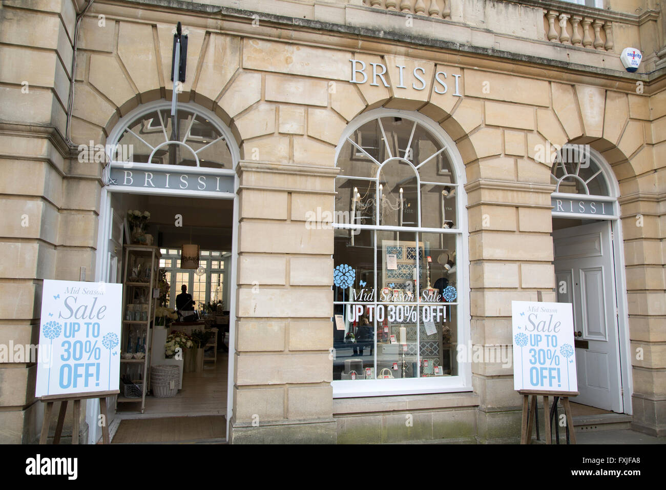 Bath shop entrance england hi-res stock photography and images - Alamy