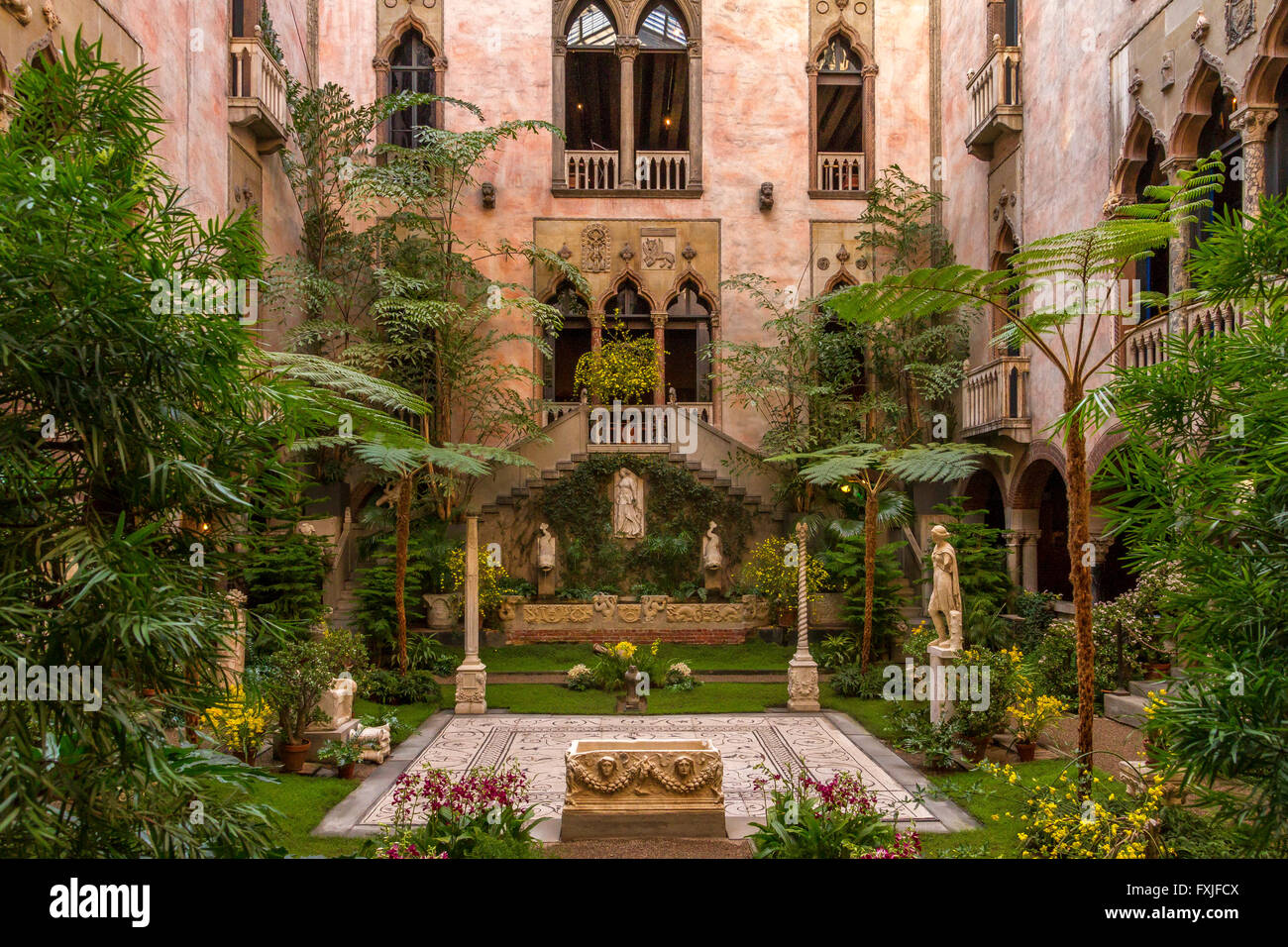 The Garden Courtyard at Isabella Stewart Gardner Museum, Boston ...