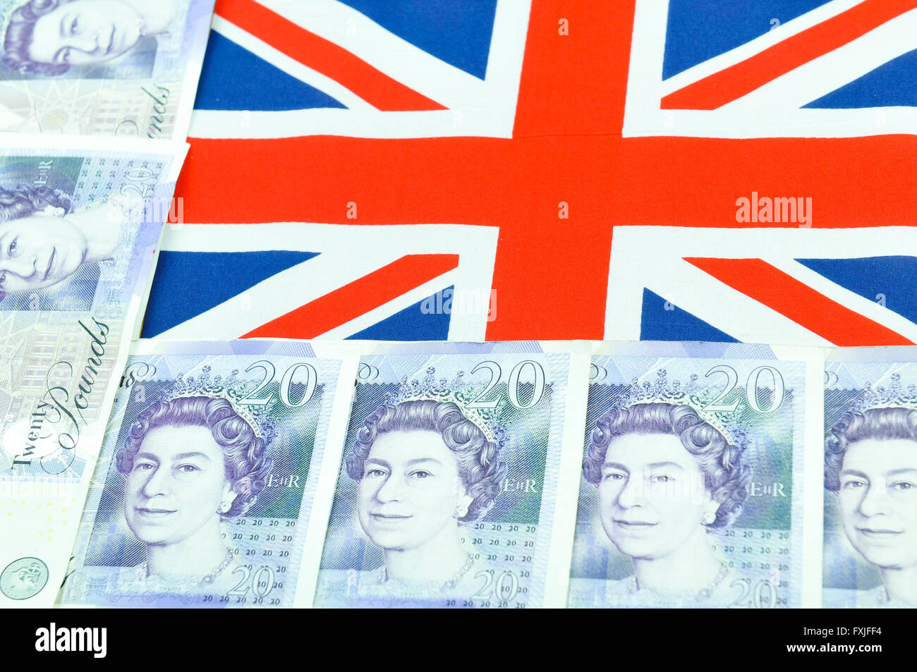 Printing money pounds hi-res stock photography and images - Alamy