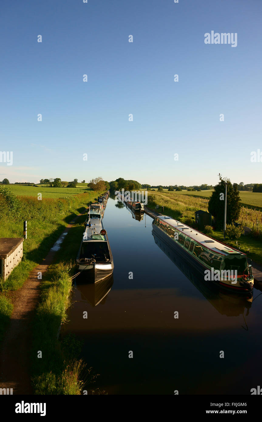 Barges traditional heritage transportation hi-res stock photography and ...