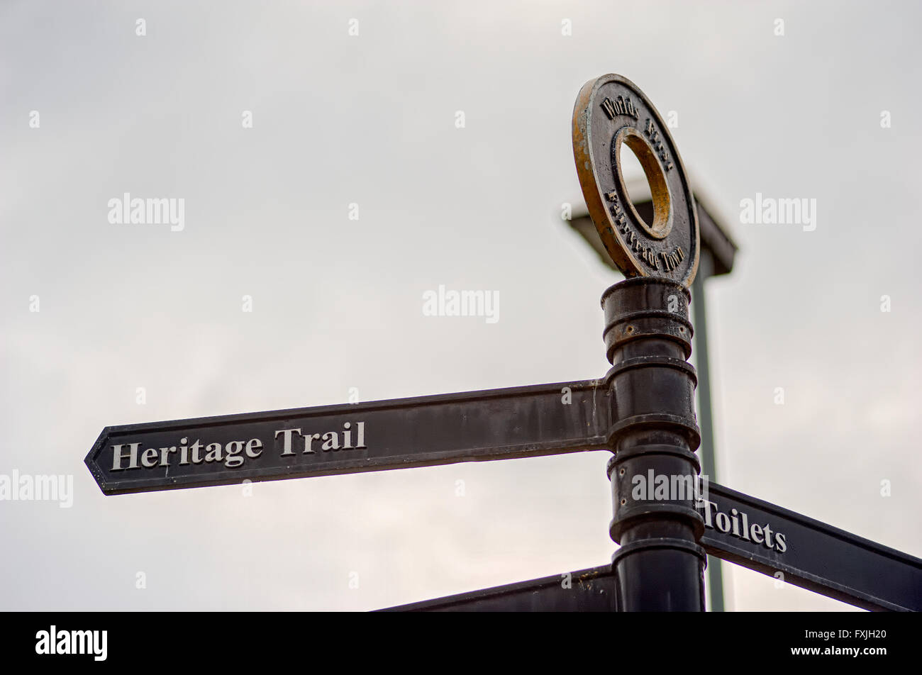 Tourist waymarker hi-res stock photography and images - Alamy