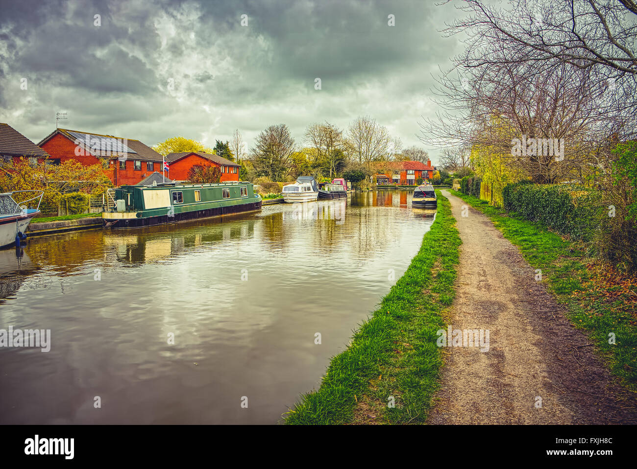 lancaster canal at garstang Stock Photo - Alamy