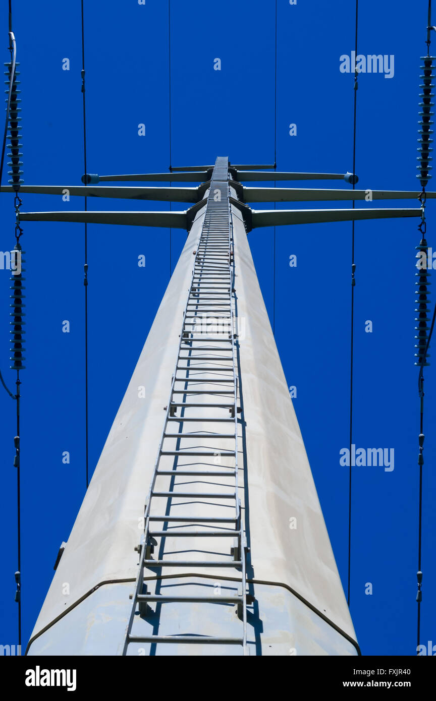 Tall ladder hi-res stock photography and images - Alamy