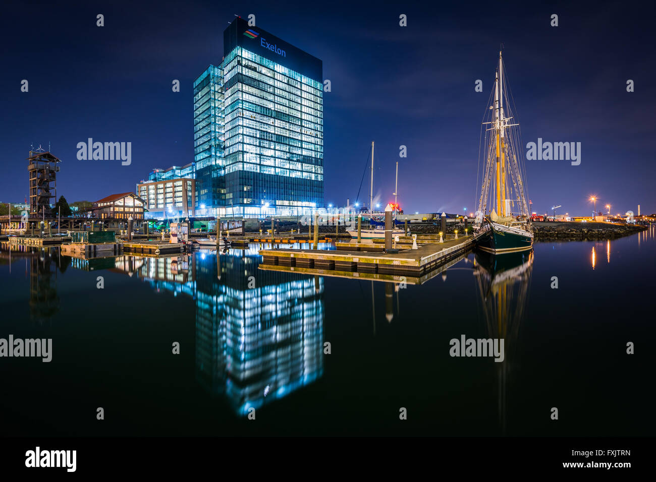 View baltimore skyline night on hi-res stock photography and images - Alamy