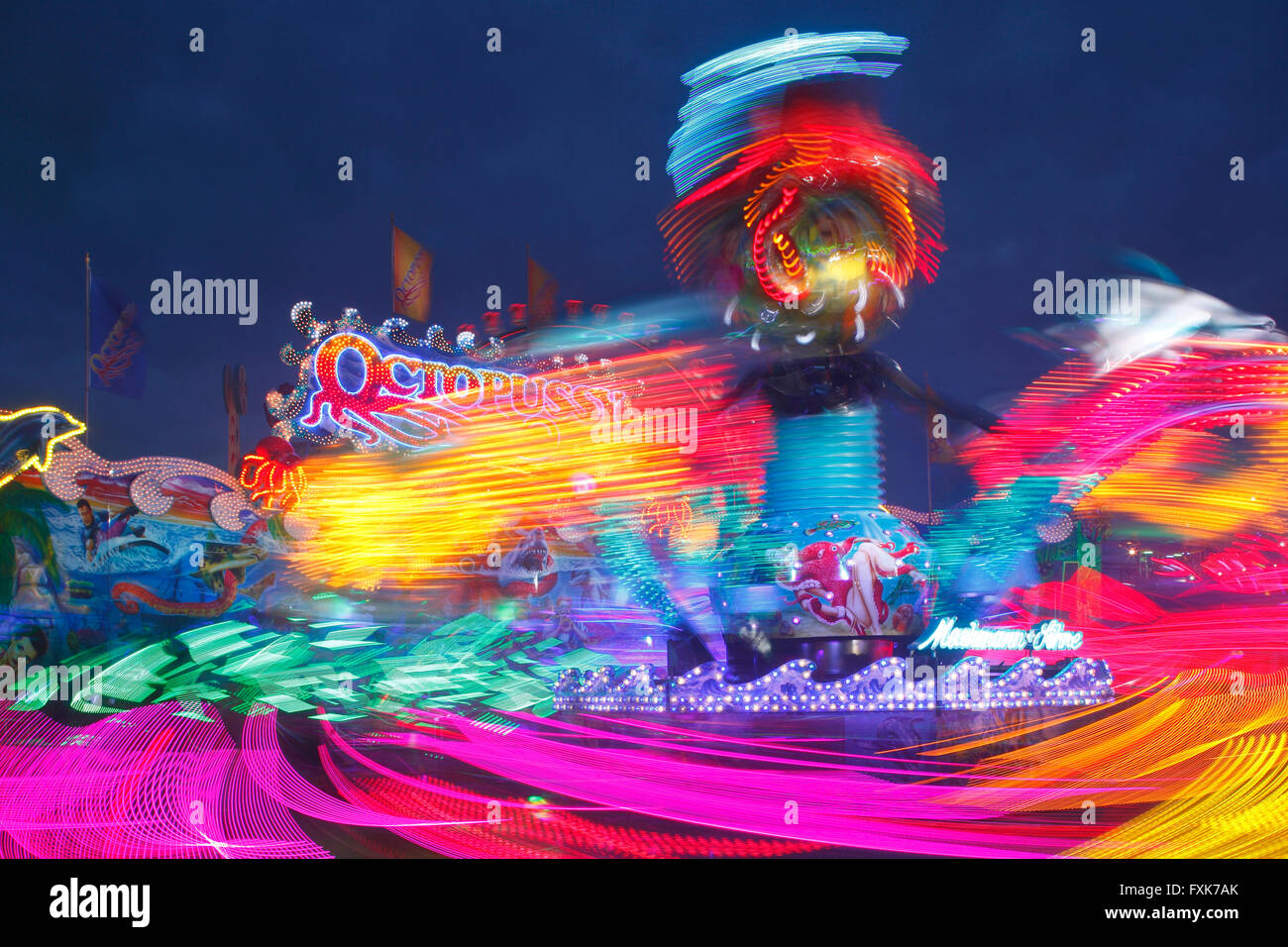 Octopus ride hi-res stock photography and images - Alamy