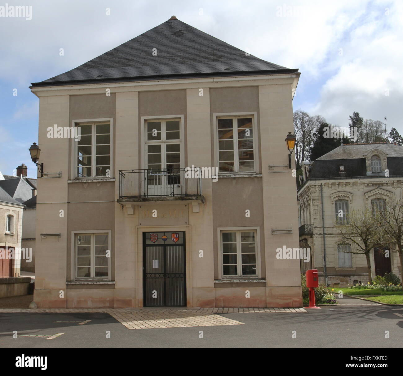 Exterior of Luynes Hotel de Ville France April 2016 Stock Photo - Alamy
