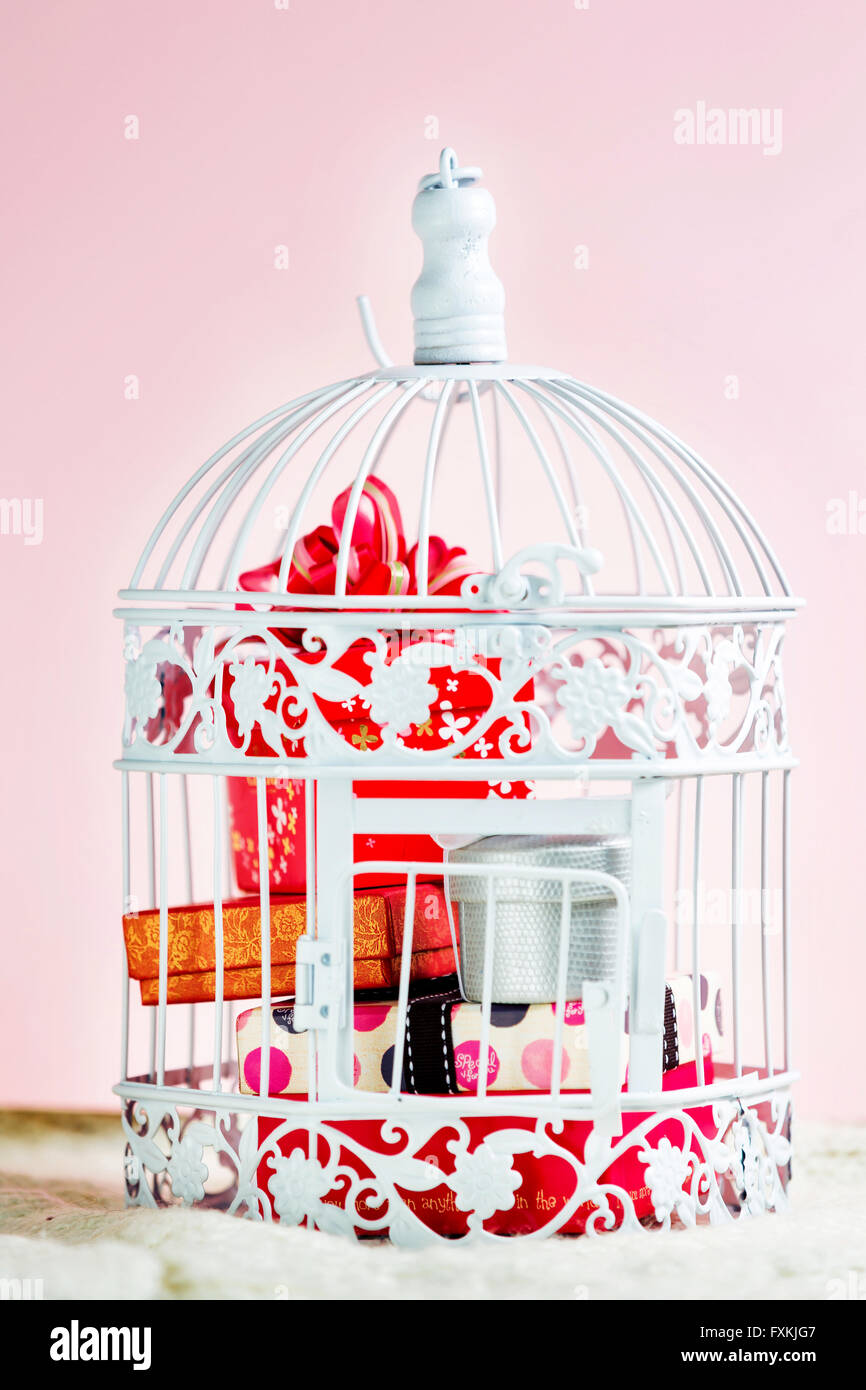 Decorative cage hi-res stock photography and images - Alamy