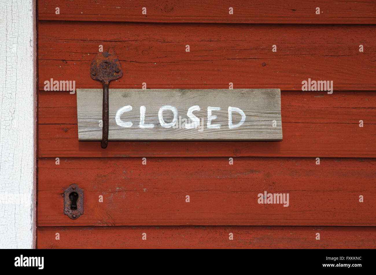 Vintage closed sign hi-res stock photography and images - Alamy