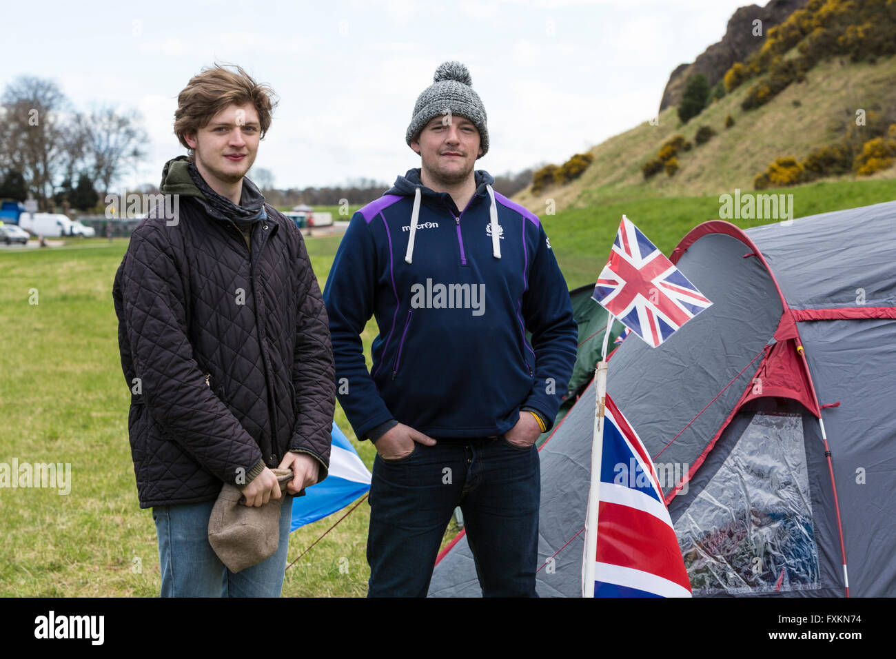 Holyrood Park, Edinburgh, Scotland. 16th April, 2016. Neil Tannahill ...