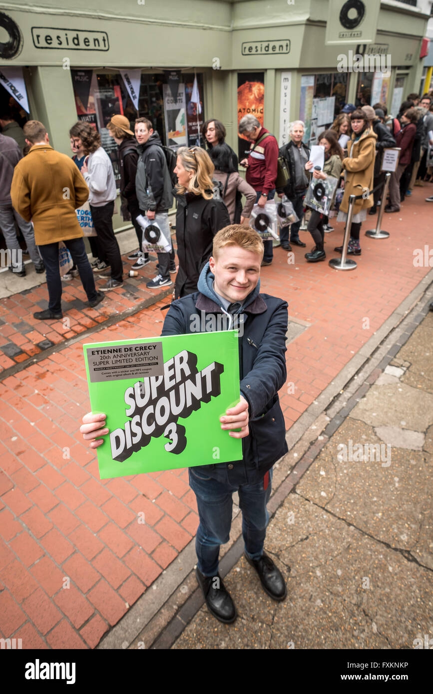 Resident records brighton hi-res stock photography and images - Alamy