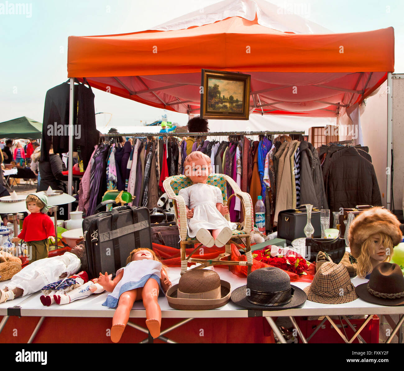 Munich, Germany. 16th April, 2016. Market stall at open air giant flea ...