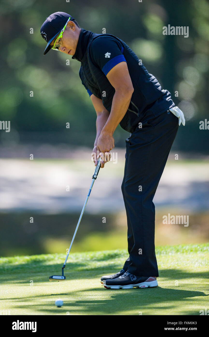 Hilton Head, South Carolina, USA. 16th Apr, 2016. Golfer Whee Kim ...