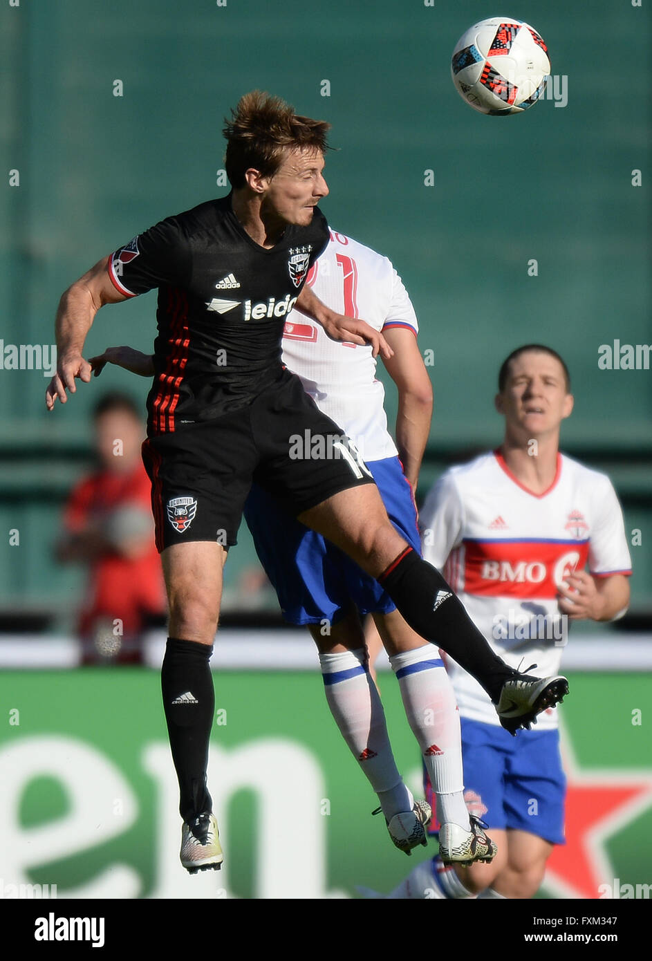 Washington, DC, USA. 16th Apr, 2016. 20160416 - D.C. United forward ...
