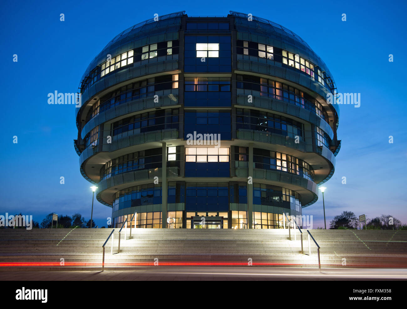 The international neuroscience institute hi-res stock photography and ...