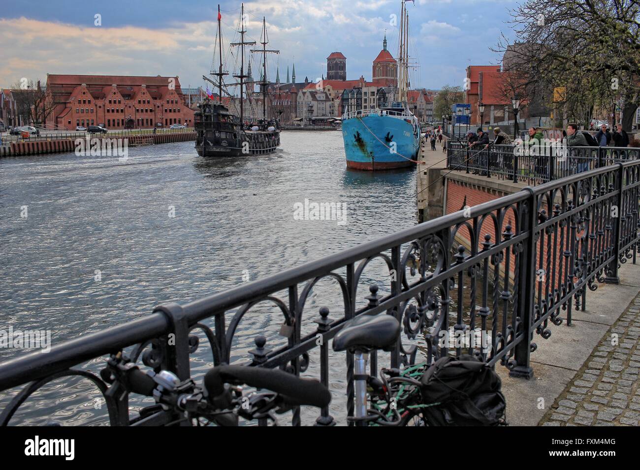 Polish new ship canal hi-res stock photography and images - Alamy