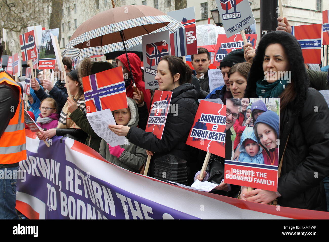 Child protection services uk hi-res stock photography and images - Alamy