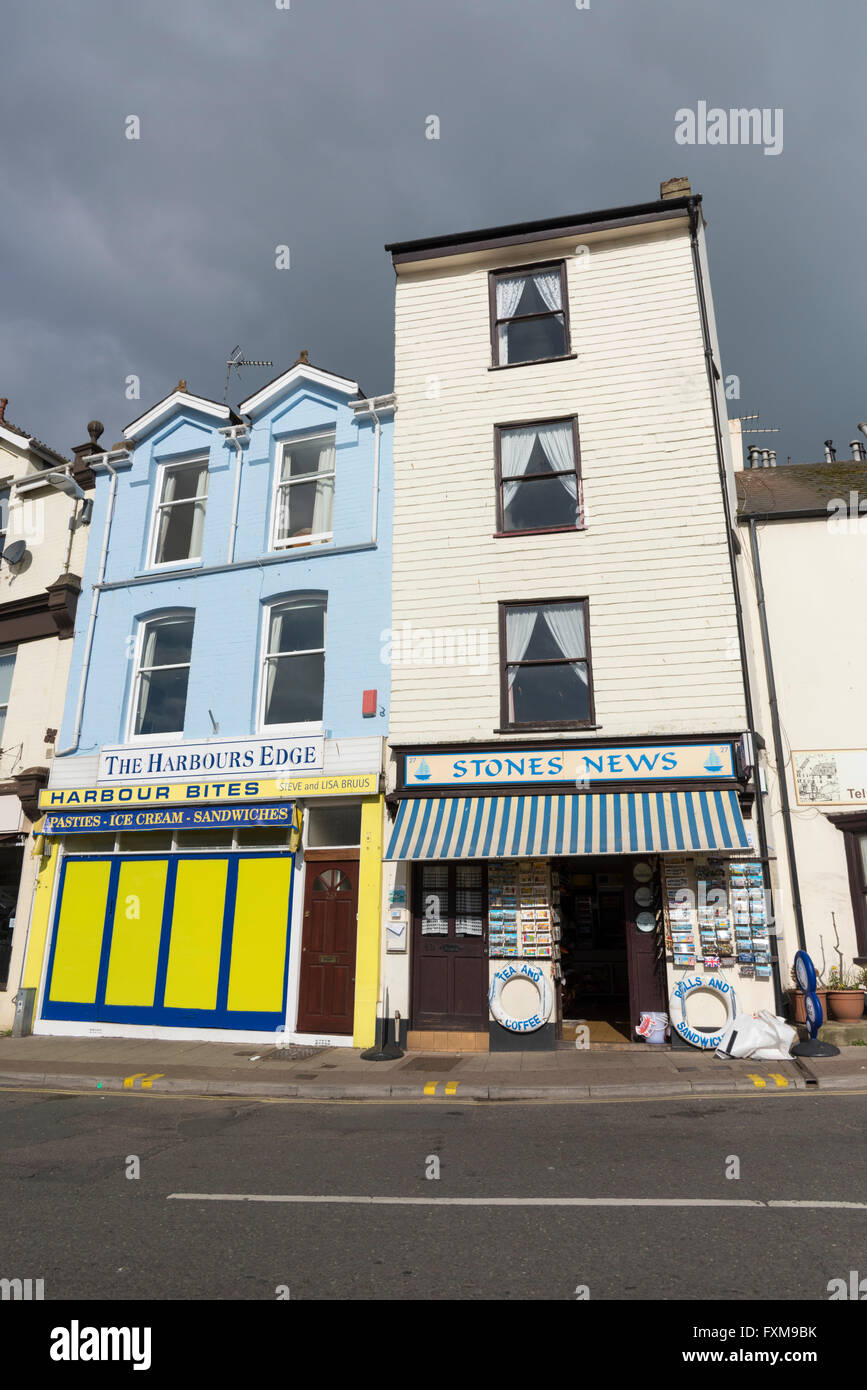 Brixham shops hi-res stock photography and images - Alamy