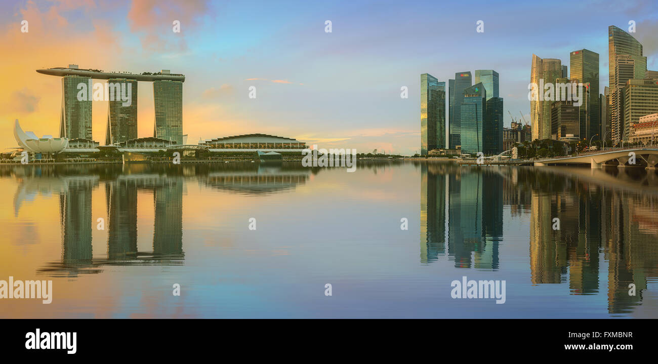 Singapore Skyline and view of skyscrapers on Marina Bay Stock Photo - Alamy
