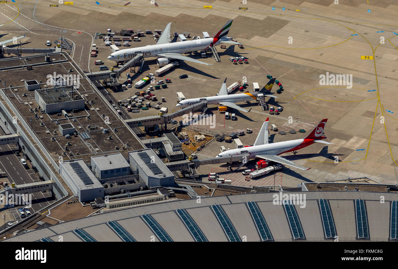 Air Berlin jet, aerial view, gates and entry finger to the aircraft ...