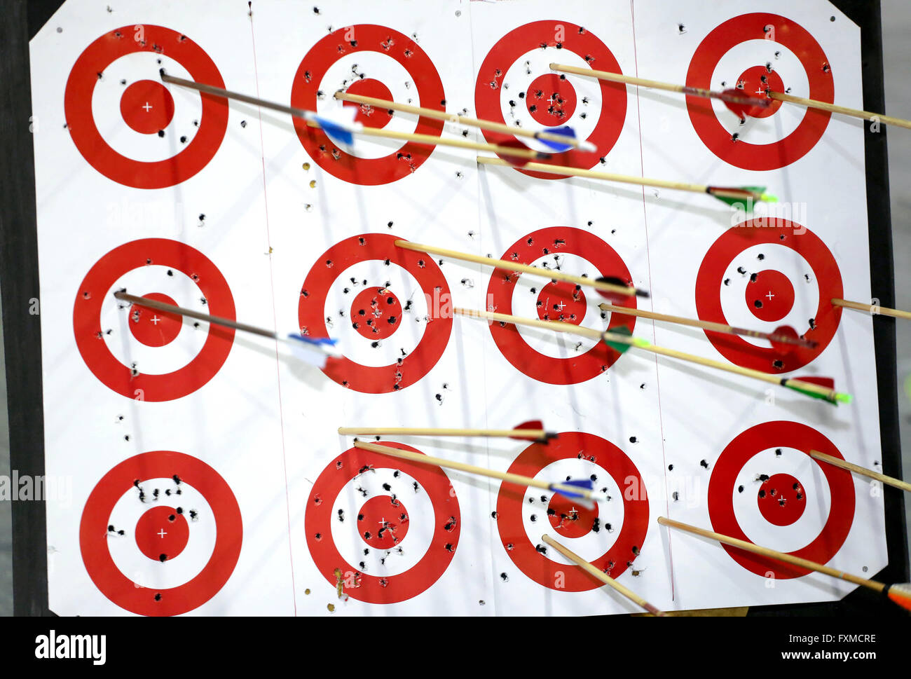 Targets in row on archery practice with arrows Stock Photo - Alamy