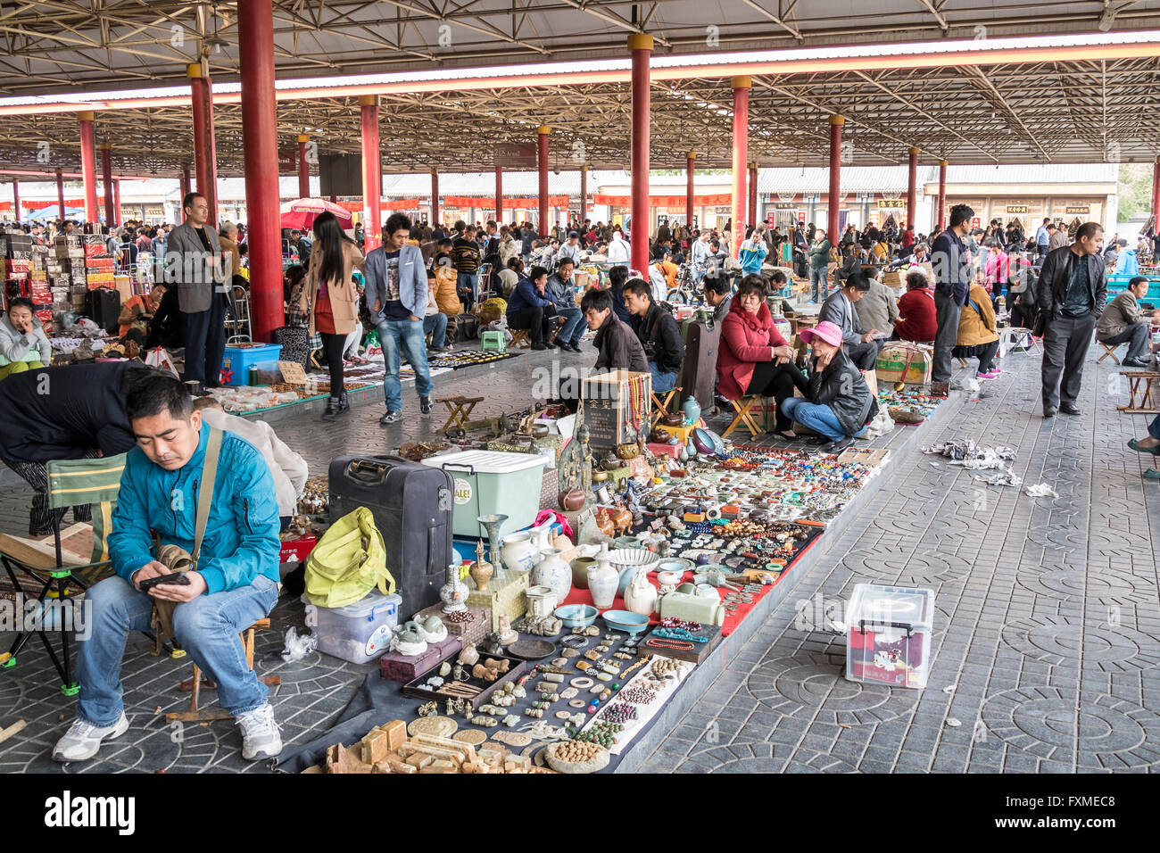 Panjiayuan Antique Market Stock Photo - Alamy