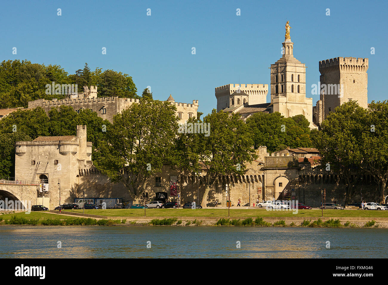 Avignon france hi-res stock photography and images - Alamy