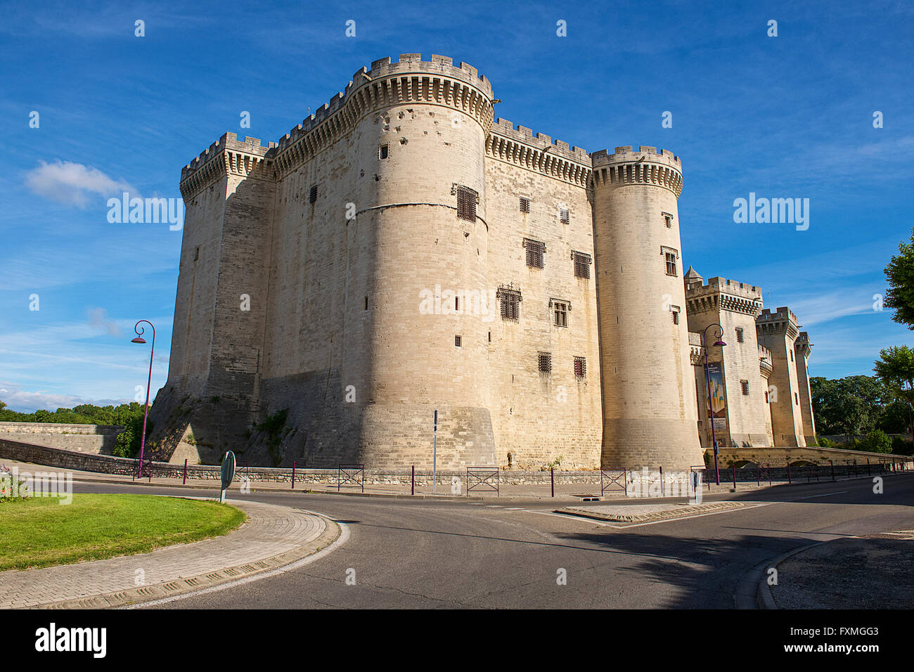 Tarascon Castle, Tarascon, France Stock Photo - Alamy