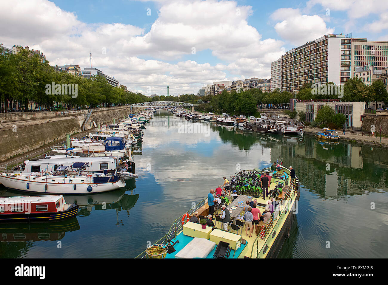 Harbor of paris hi-res stock photography and images - Alamy