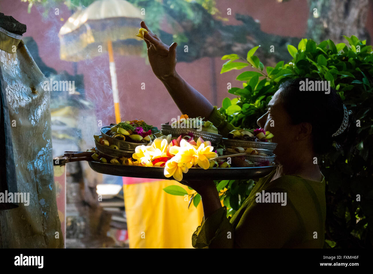 People Worshiping in Ubud, Bali, Indonesia Stock Photo - Alamy