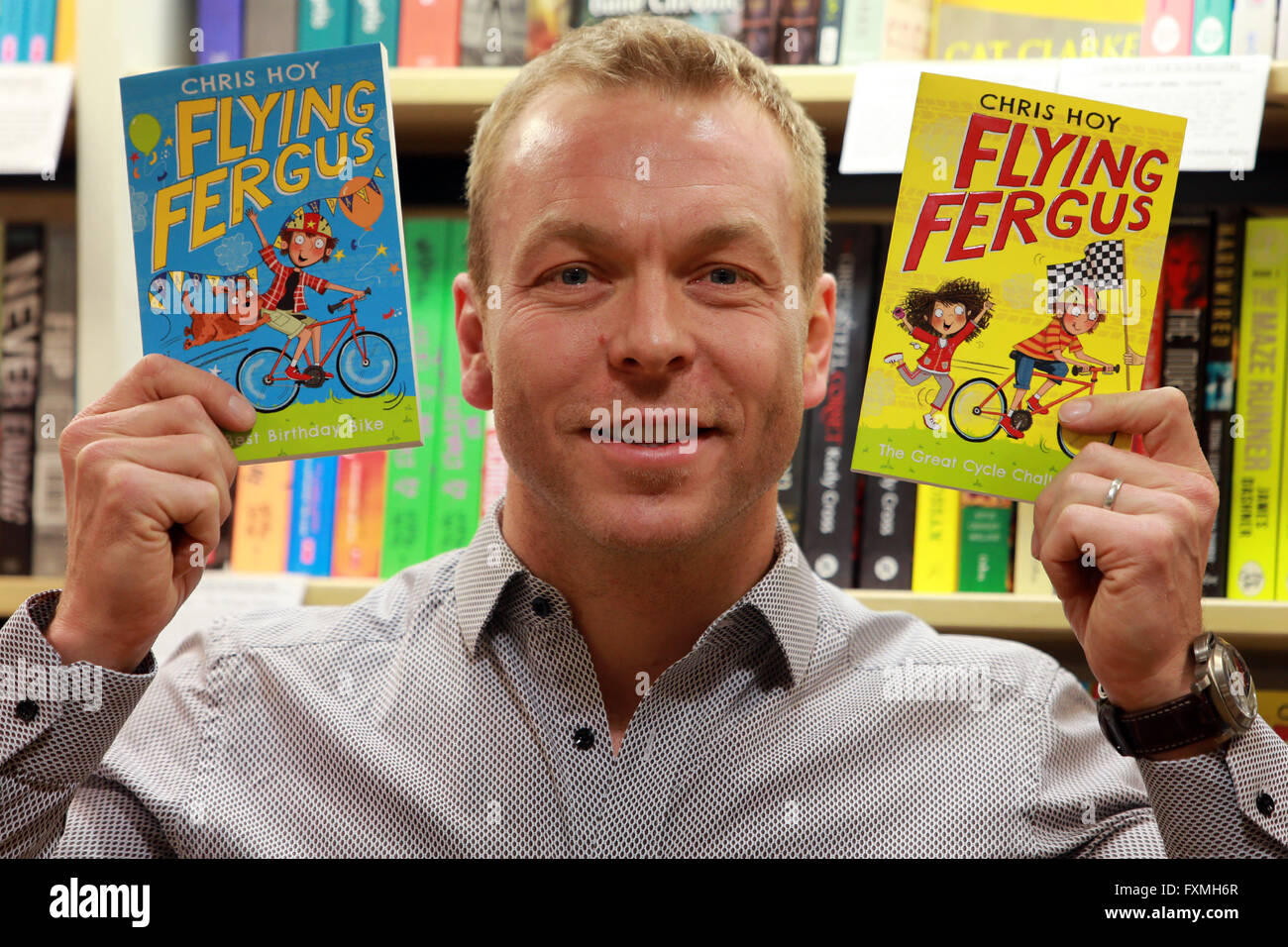 Sir Chris Hoy returns to bookshop where he used to work. Britain's most ...