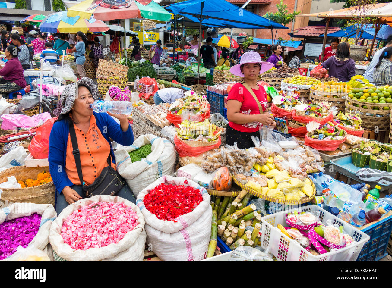 Fruit selling bali hi-res stock photography and images - Alamy