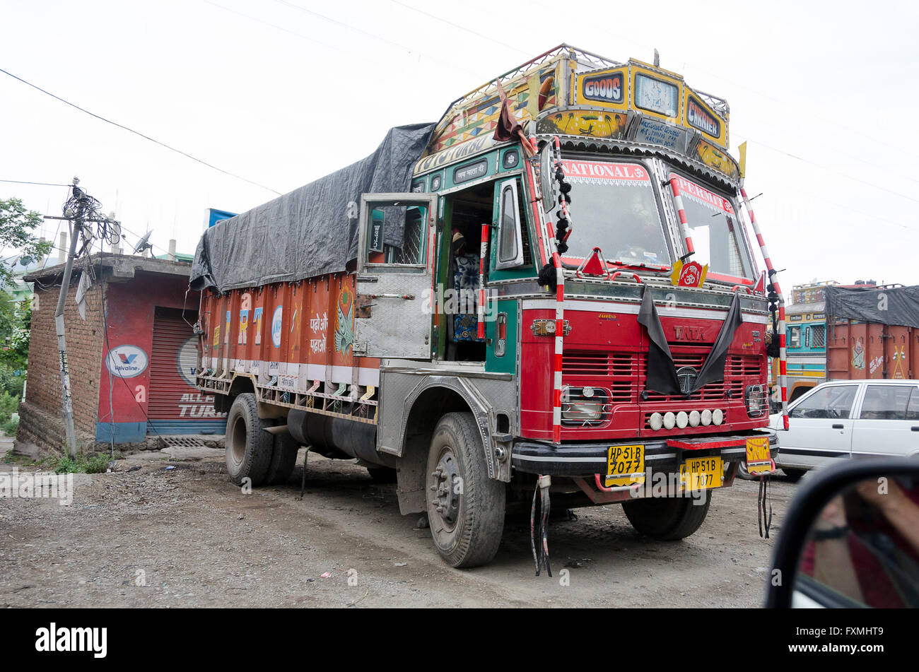 India goods truck hi-res stock photography and images - Alamy