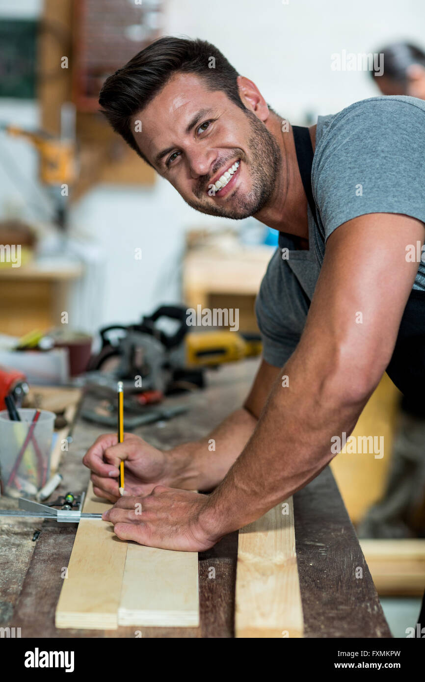 Close up carpenters marking hi-res stock photography and images - Alamy