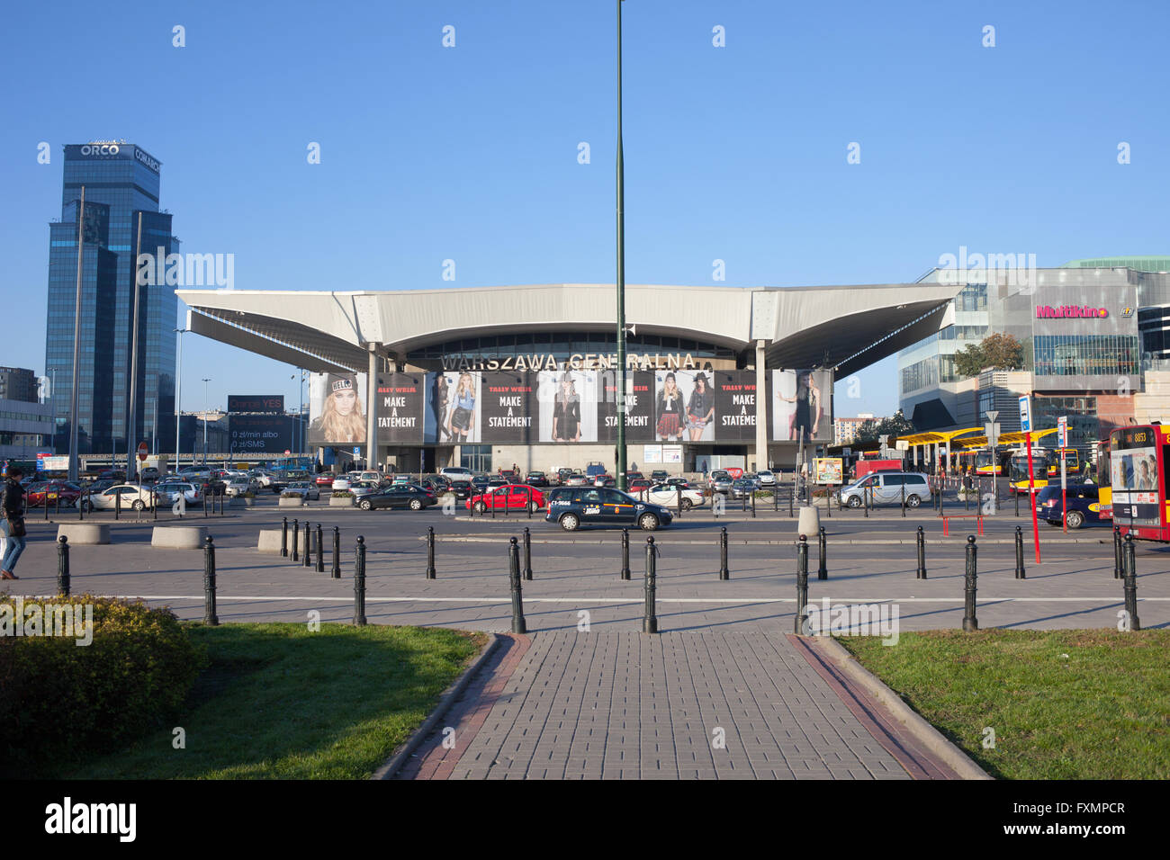 Warsaw main railway station hi-res stock photography and images - Alamy