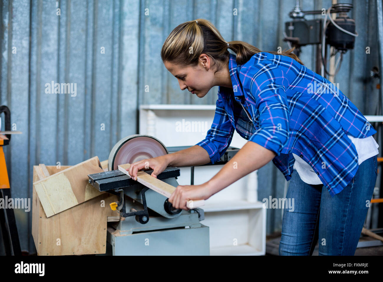 Sanding machine hi-res stock photography and images - Alamy