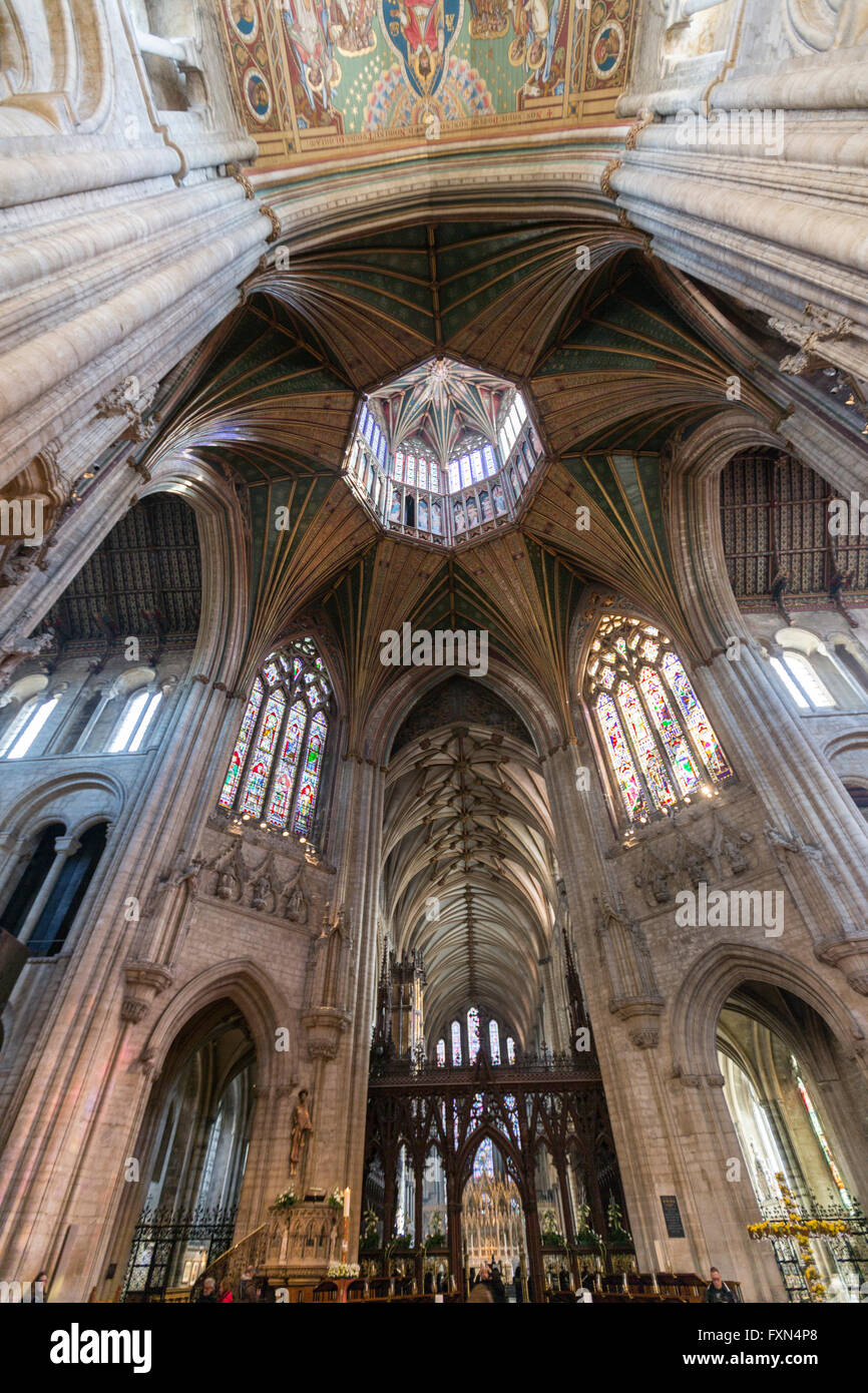 Gothic rood screen viewed from the octagon hi-res stock photography and ...