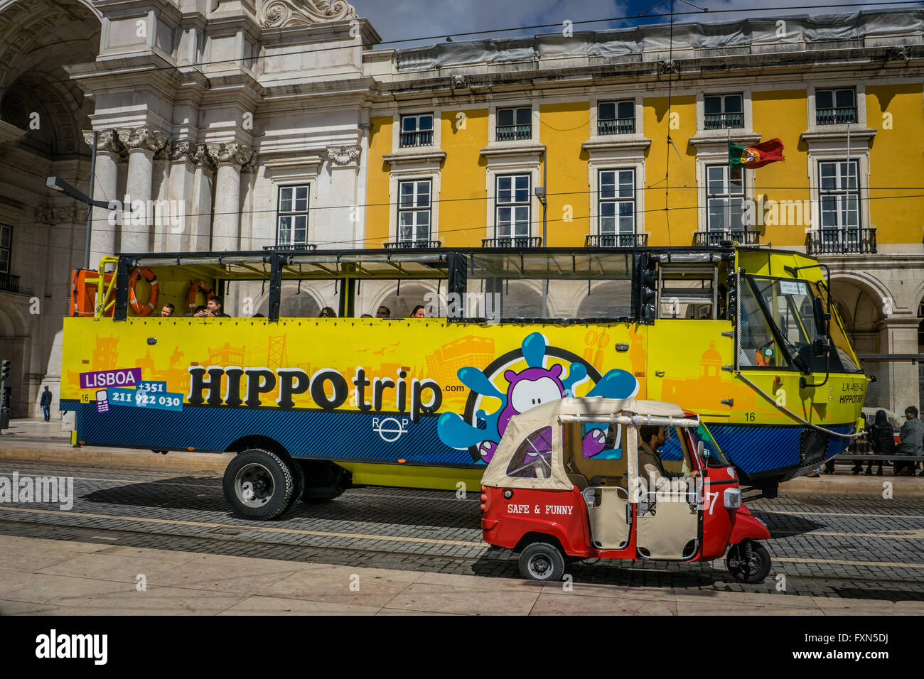 Hippobus hi-res stock photography and images - Alamy