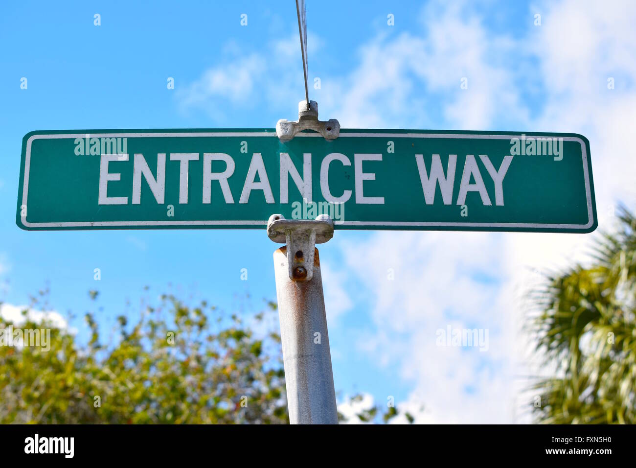 Entrance this way sign hi-res stock photography and images - Alamy