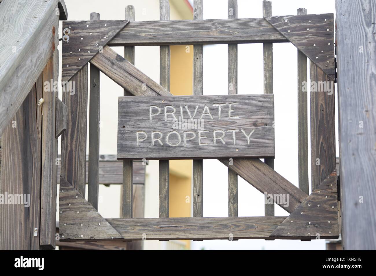 Property gate hi-res stock photography and images - Alamy