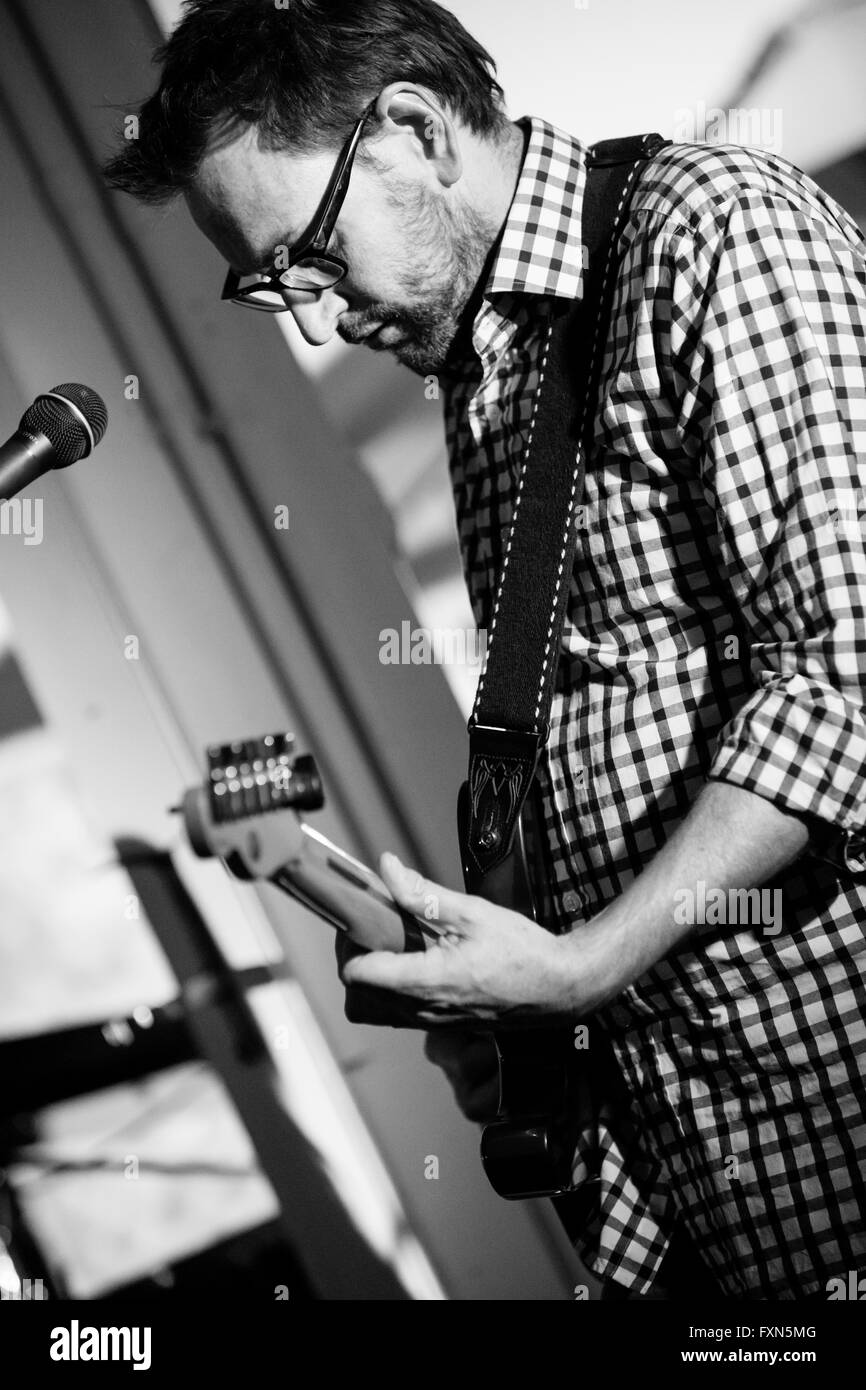 Rolling sound Black and White Stock Photos & Images - Alamy