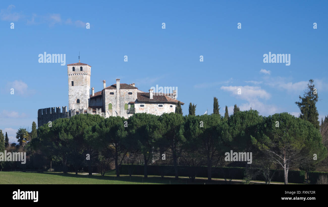 Winter view of the medieval Villalta castle, Fagagna, Friuli, Italy ...
