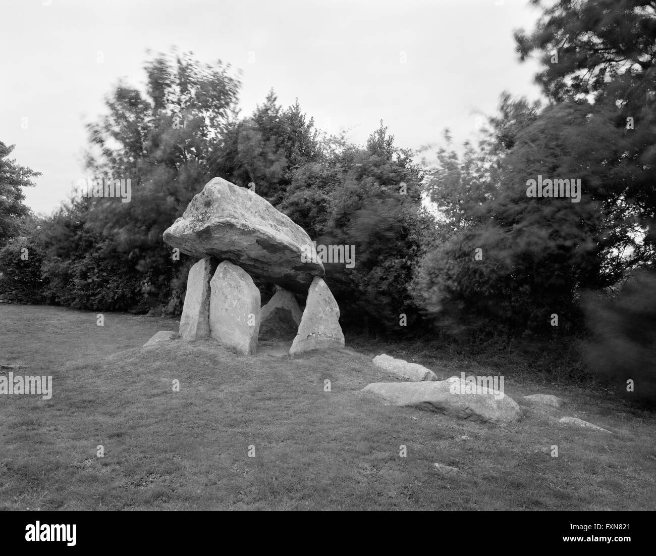 Tomb of king arthur hi-res stock photography and images - Alamy