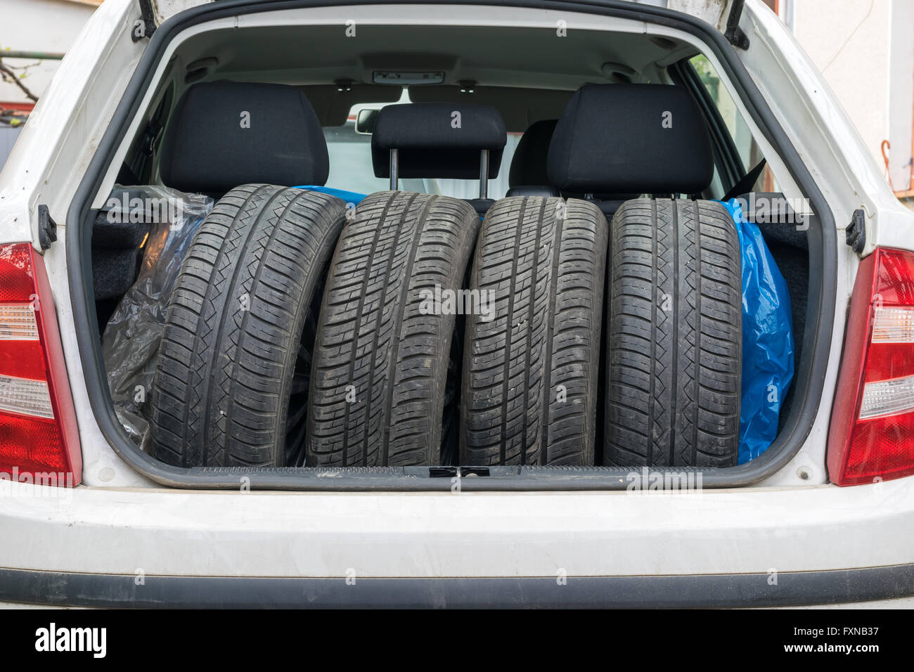 Tires hi-res stock photography and images - Alamy