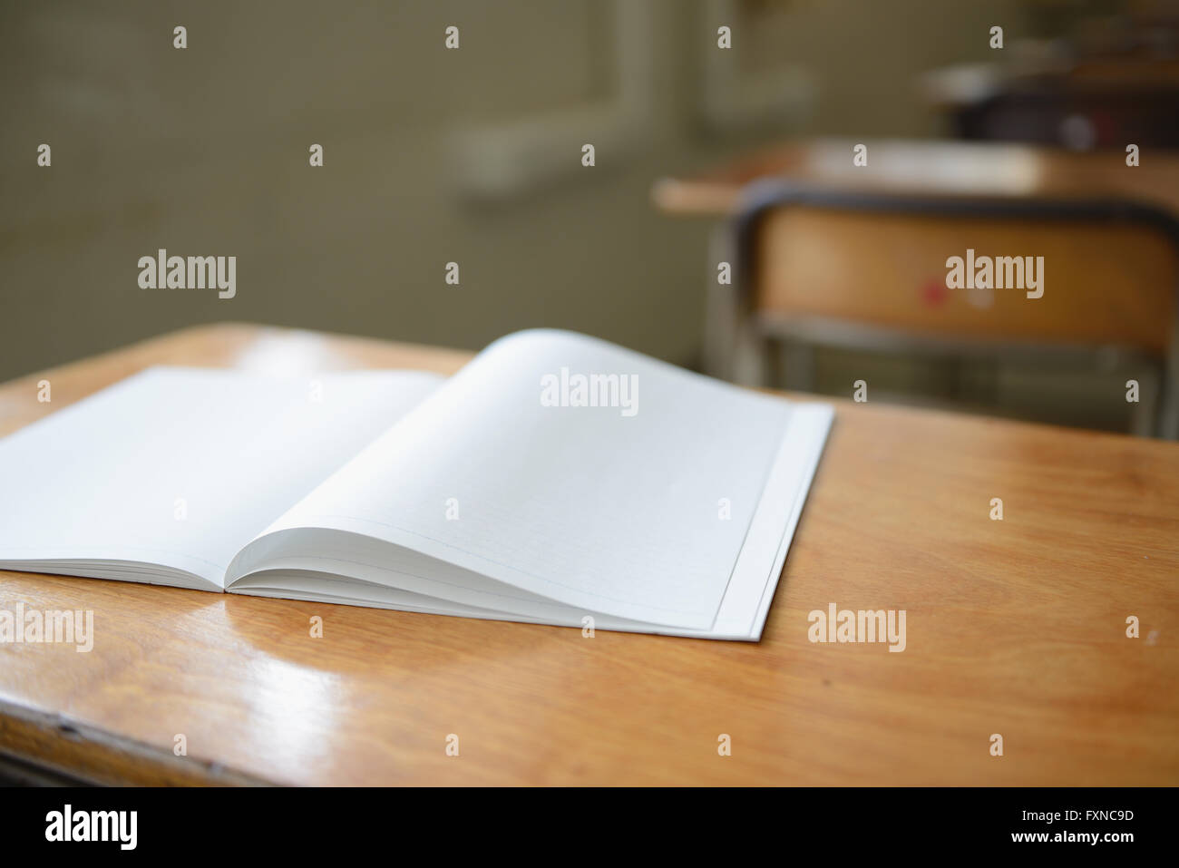 At school desk hi-res stock photography and images - Alamy