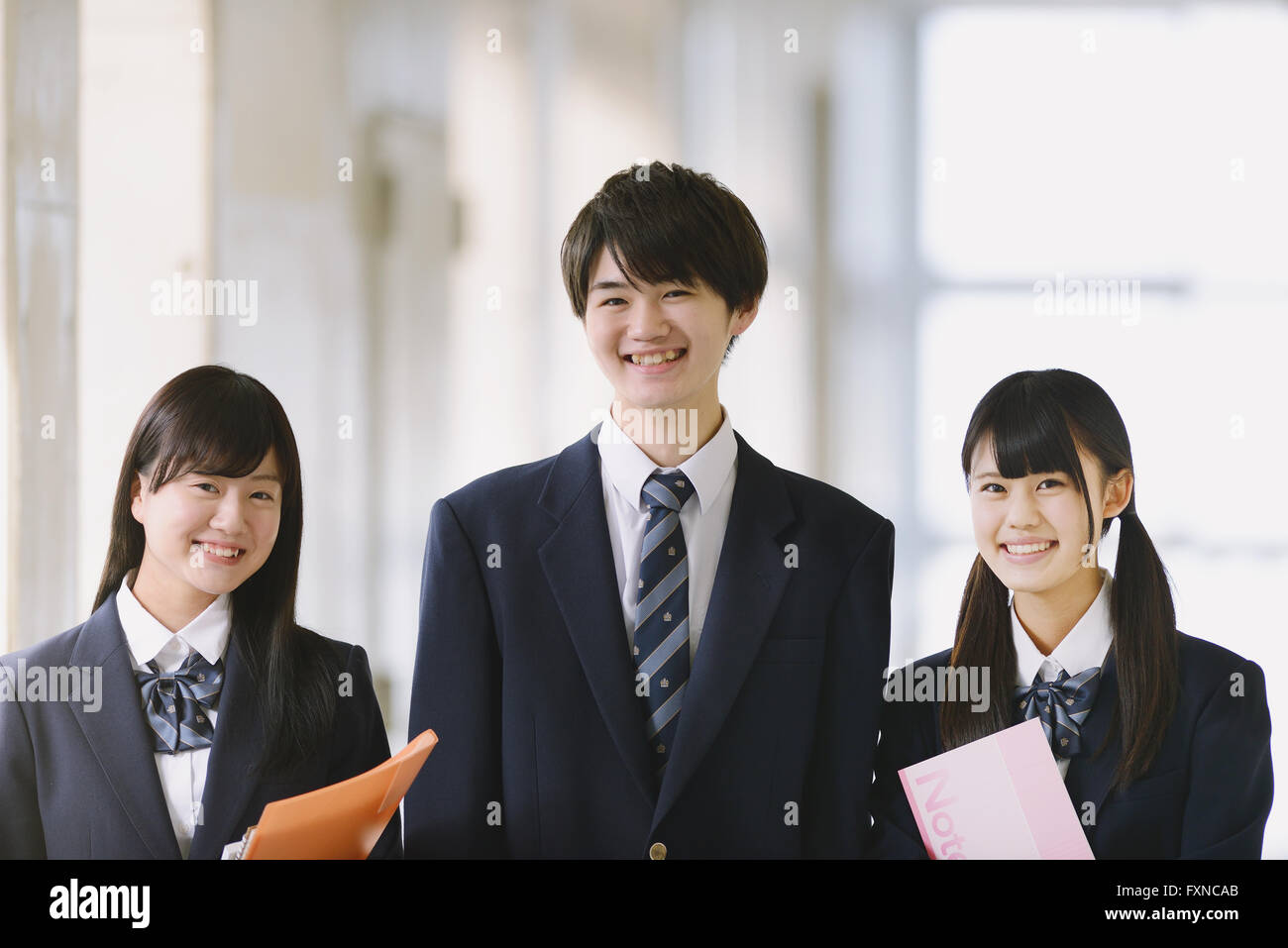 School corridor hi-res stock photography and images - Alamy