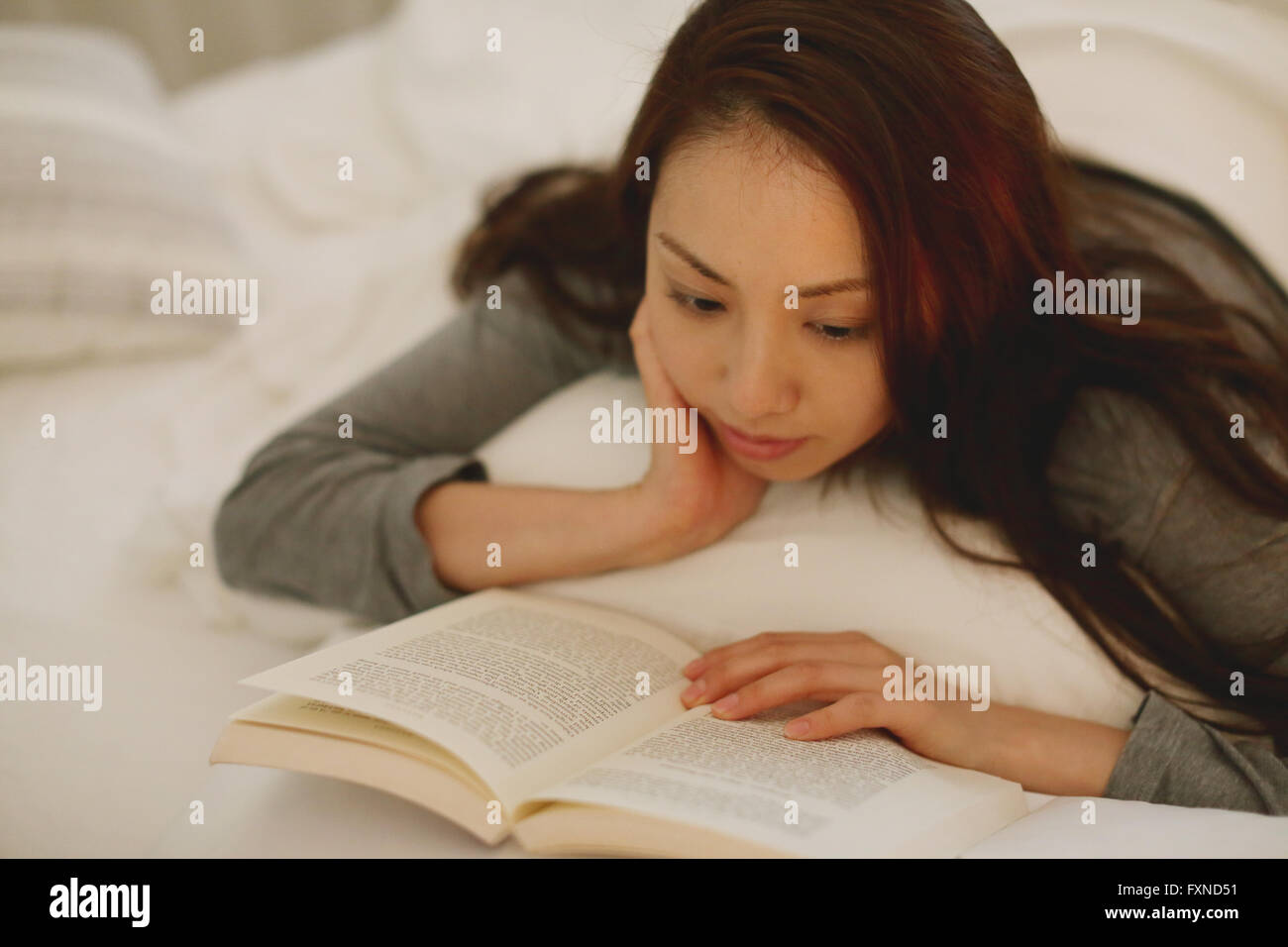 Close up young woman prone hi-res stock photography and images - Alamy