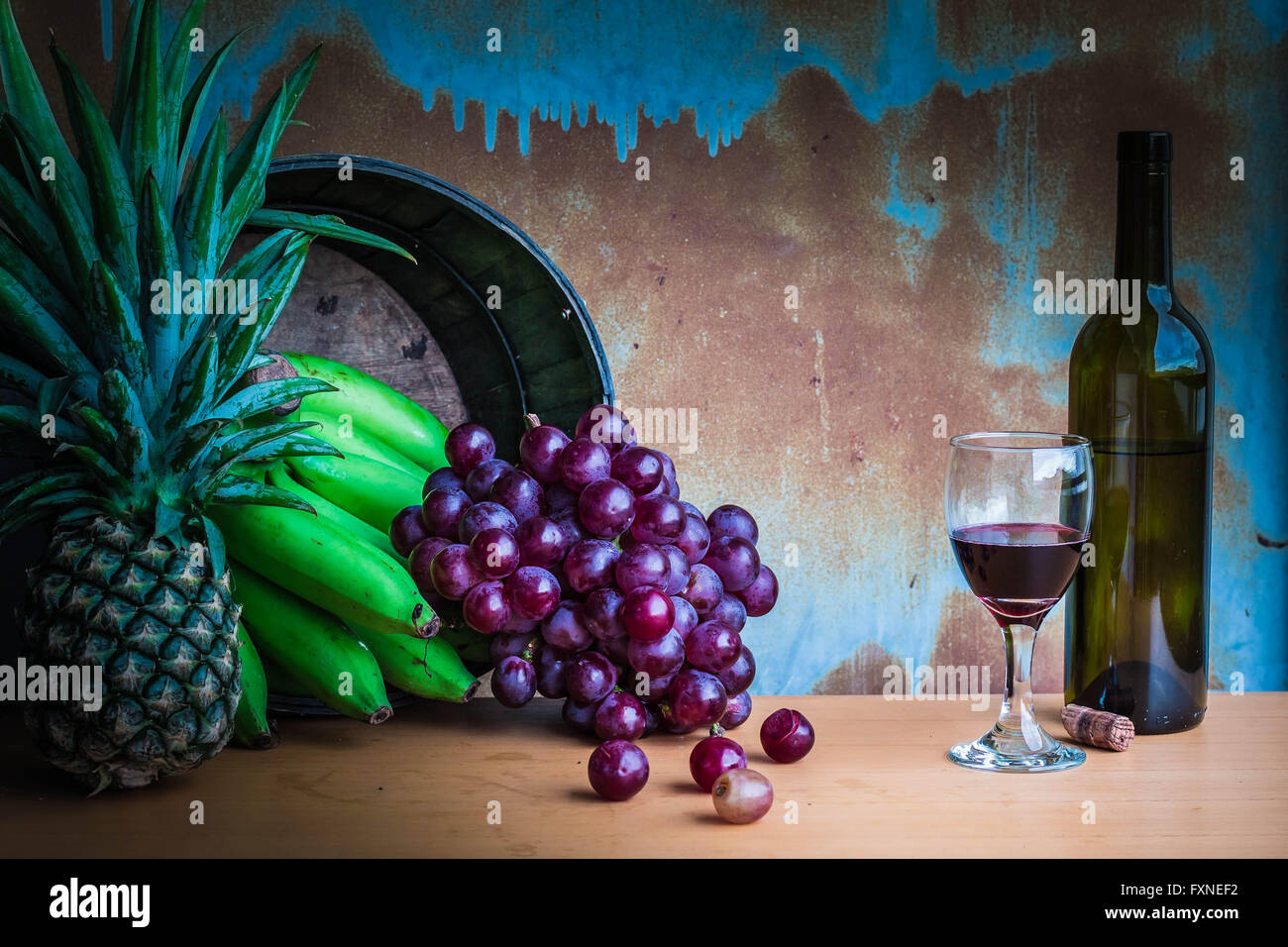 Red wine on rusty hi-res stock photography and images - Alamy