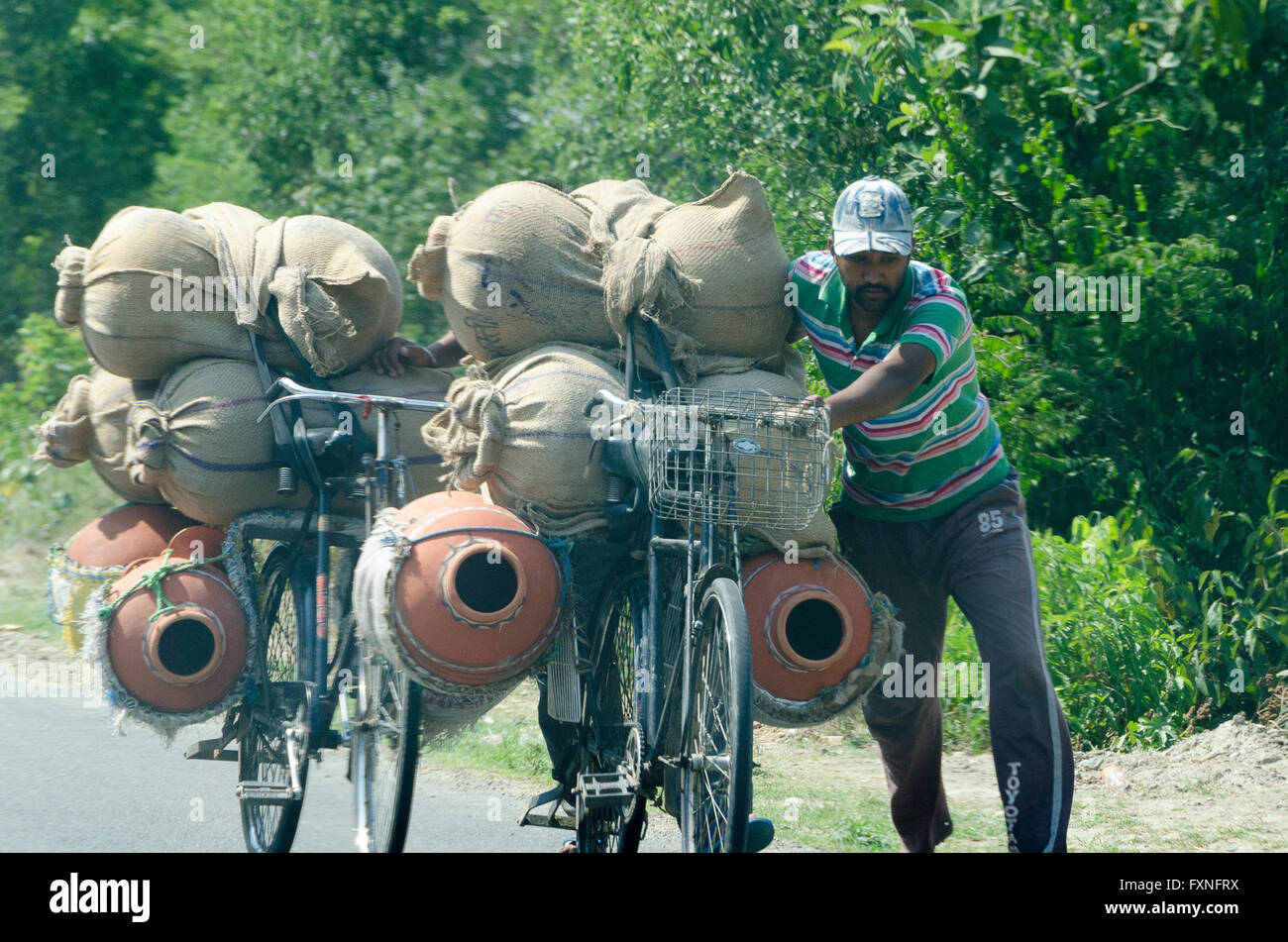 Indian bicycles hi-res stock photography and images - Alamy