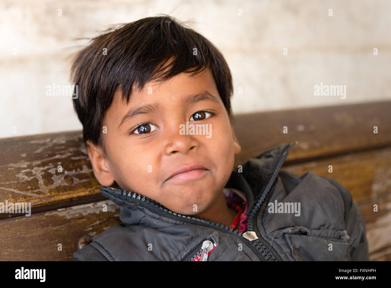 Portrait of an Indian boy at Jahangir Mahal Stock Photo - Alamy